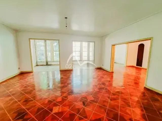 Apartamento à venda, 3 quartos, 1 suíte, 2 vagas, Leblon Rio de Janeiro/RJ