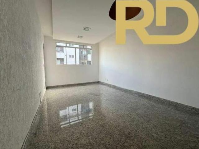 Apartamento à venda, 3 quartos, 1 suíte, 2 vagas, Sagrada Família Belo Horizonte/MG