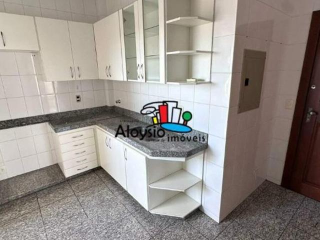 Apartamento à venda, 3 quartos, 1 suíte, 2 vagas, Santa Helena Sete Lagoas/MG