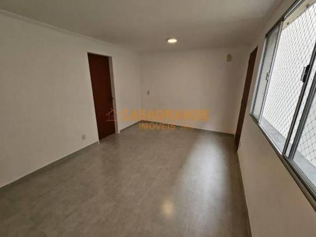 Apartamento à Venda 3 quartos, 1 suíte, 68m² Jardim Satélite