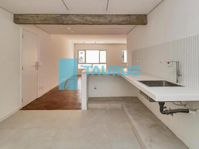 Apartamento à venda, 3 quartos, 1 vaga, 117m², em Jardim Paulista, São Paulo