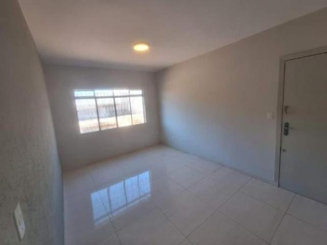 Apartamento à venda, 3 quartos, 1 vaga, Vila Bandeirante Campo Grande/MS