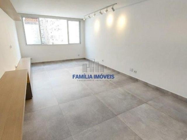 Apartamento à venda 3 quartos 1suíte reformado Gonzaga Santos/SP