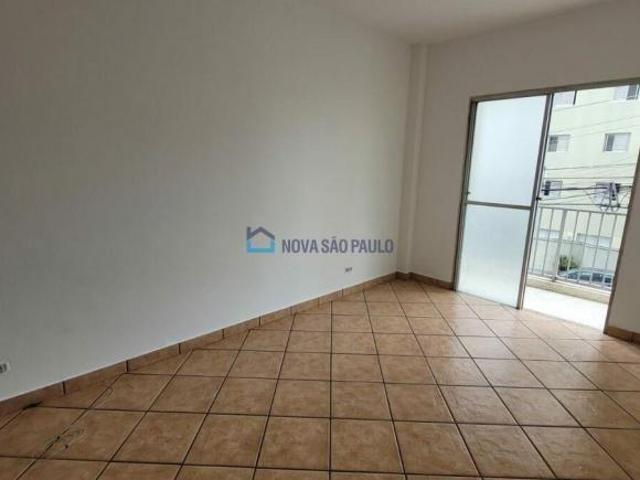 Apartamento a venda 3 quartos 2 banheiros 1 vaga Vila da Mercês