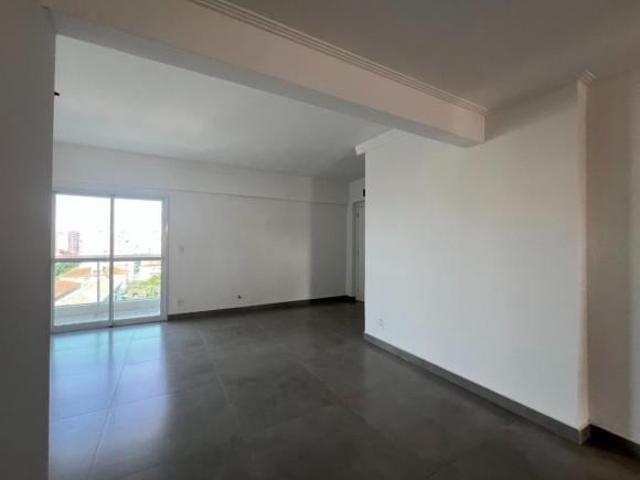 Apartamento á venda 3 quartos 2 suítes 2 vagas no Embaré, Santos