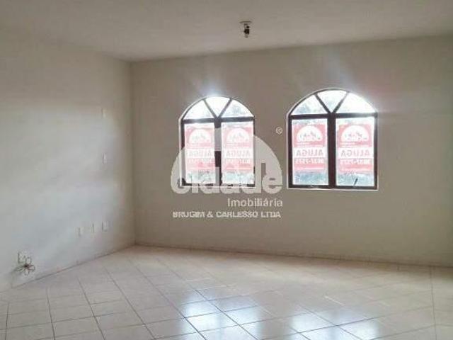 Apartamento à venda, 3 quartos, 2 suítes, 2 vagas, Centro Cascavel/Pr