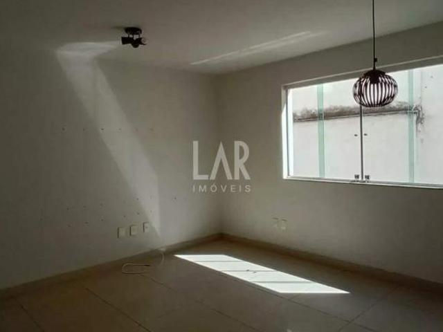 Apartamento à venda, 3 quartos, 2 suítes, 2 vagas, Ipiranga Belo Horizonte/MG