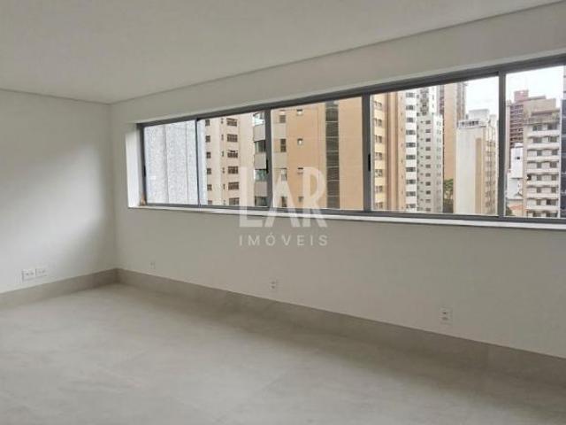 Apartamento à venda, 3 quartos, 3 suítes, 2 vagas, Lourdes Belo Horizonte/MG