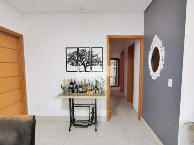 Apartamento à venda, 3 quartos, 3 suítes, 2 vagas, Vila Edmundo Taubaté/SP