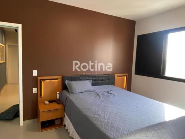 Apartamento à venda, 3 quartos, Chacaras Tubalina e Quartel Uberlândia/MG Rotina Imobiliária