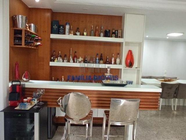Apartamento à venda 3 quartos com 3 suites varanda embaré Satnos/SP