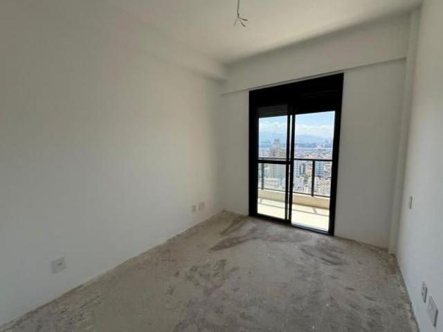 Apartamento à Venda, 3 Quartos com Suite, 2 Vagas, Alto Padrão Aparecida, Santos/
