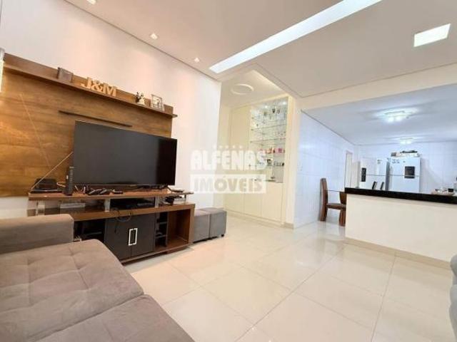 APARTAMENTO À VENDA 3 QUARTOS COM SUÍTE NO BAIRRO NOVO RIACHO