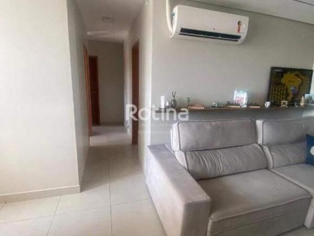 Apartamento à venda, 3 quartos, Granja Marileusa Uberlândia/MG Rotina Imobiliária