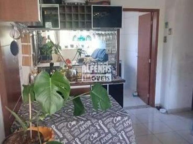 Apartamento à venda 3 quartos no Bairro CABRAL