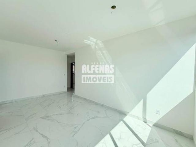 Apartamento à venda 3 quartos no Bairro CAMARGOS