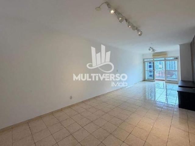 Apartamento à venda, 3 quartos no bairro Gonzaga em Santos