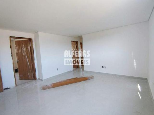Apartamento à venda 3 quartos no Bairro Eldorado