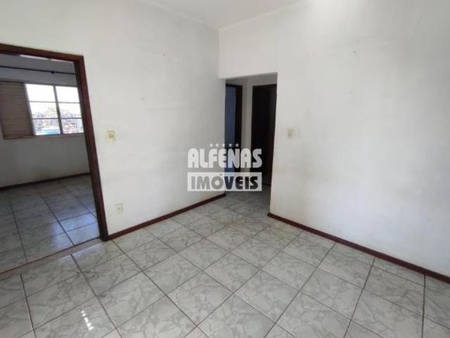 Apartamento à venda 3 quartos no Bairro CIDADE INDUSTRIAL