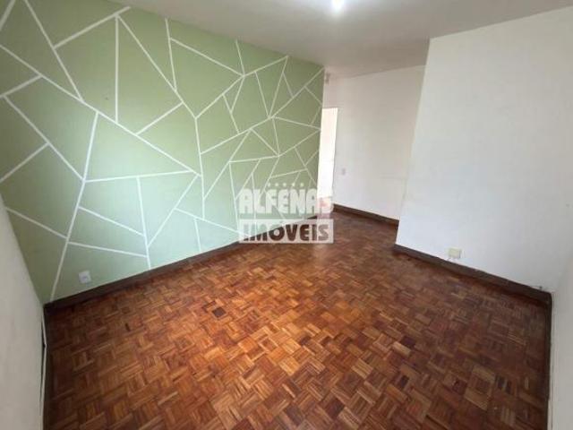 Apartamento à venda 3 quartos no Bairro Santa Cruz Industrial