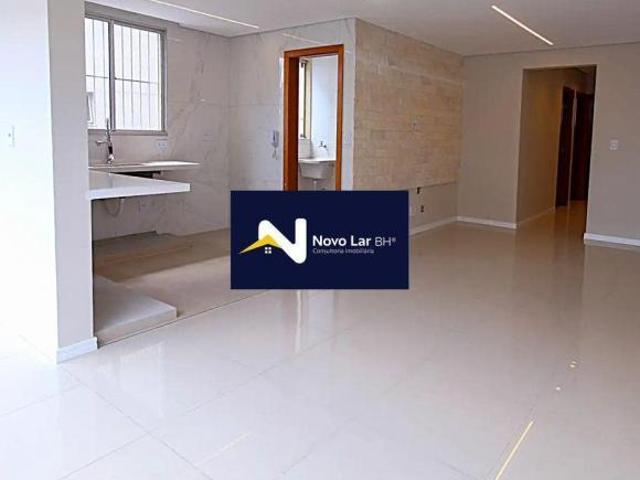 Apartamento à venda 3 quartos, Suíte, 2 vagas no Sagrada Familia