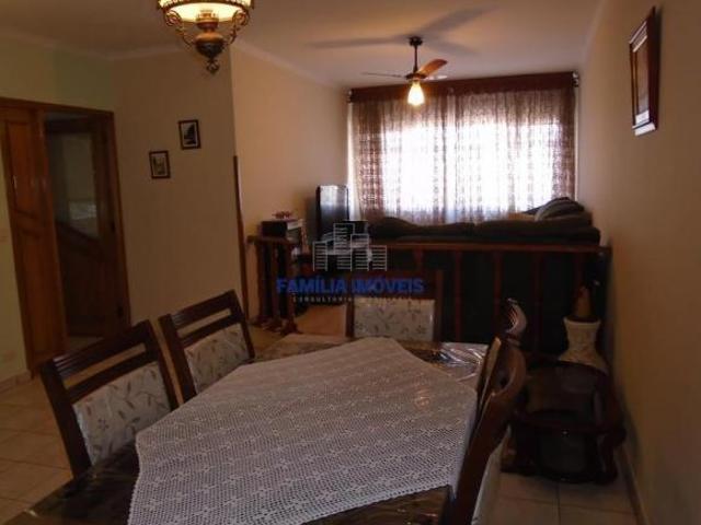 Apartamento à venda 3 quartos suíte 2 vagas Campo Grande Santos