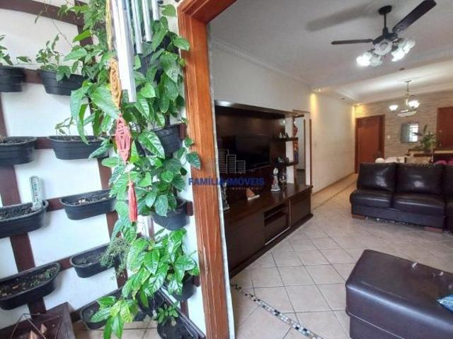 Apartamento à venda 3 quartos suíte vaga Campo Grande Santos/SP