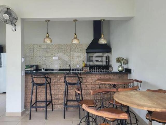 Apartamento à venda 3 quartos, suíte, sacada Jd Flor da Montanha, Guarulhos, SP