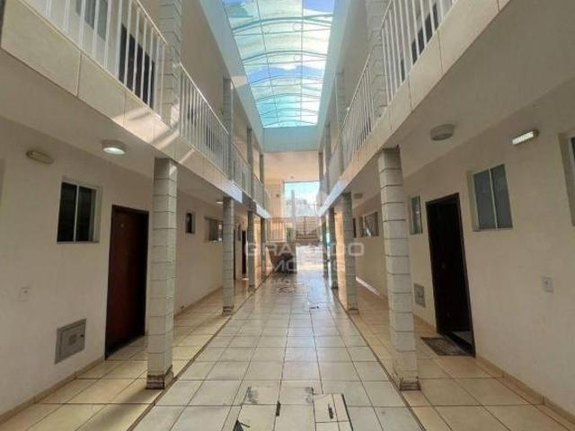 Apartamento à venda, 43 m² por R$ 180.000,00 Zona 07 Maringá/PR