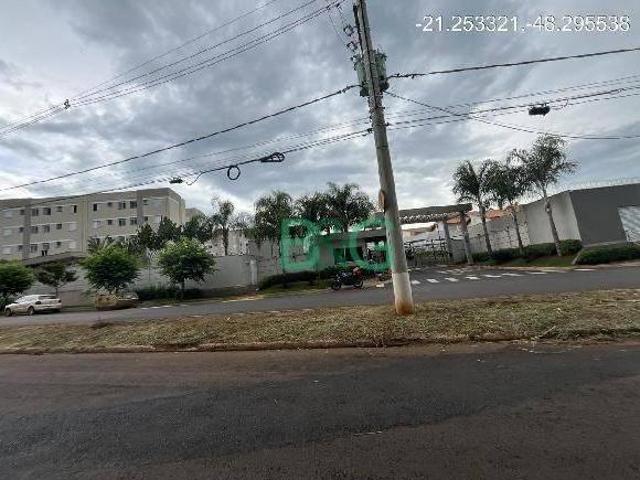 Apartamento à venda, 43 m² por R$ 81.964,82 Athenas Paulista Jaboticabal/SP