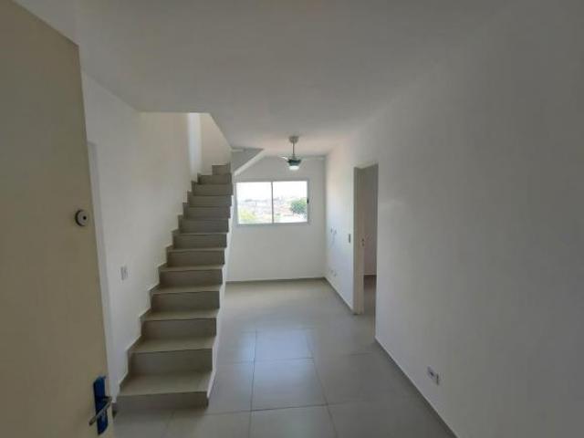 Apartamento a venda, 4 dormitórios com suíte e garagem