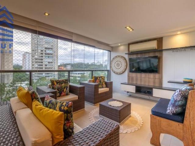 Apartamento à venda, 4 dorms, 3 vagas na Granja Julieta