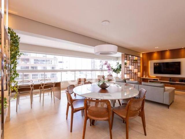 Apartamento à venda 4 suítes 215m² Gran Elegance elevador privativo e andar alto