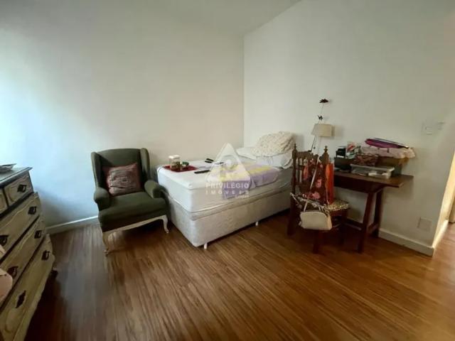 Apartamento à venda, 4 quartos, 1 suíte, 1 vaga, Copacabana RIO DE JANEIRO/RJ