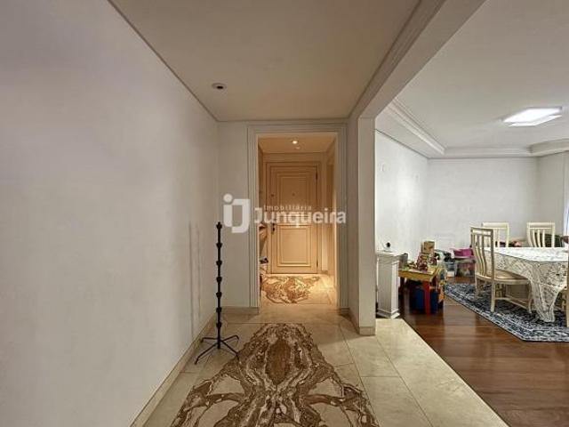 Apartamento à venda, 4 quartos, 1 suíte, 2 vagas, Cidade Alta Piracicaba/SP
