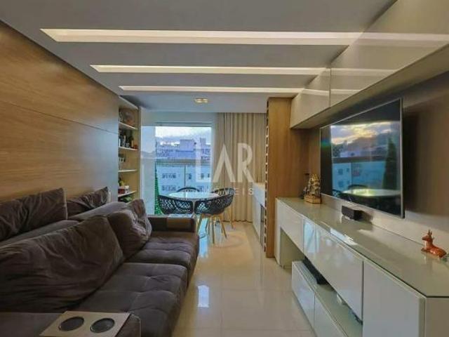 Apartamento à venda, 4 quartos, 1 suíte, 3 vagas, Sagrada Família Belo Horizonte/MG