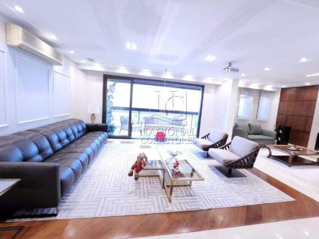 Apartamento à venda, 4 quartos, 2 suítes, 5 vagas, Vila Bastos Santo André/SP