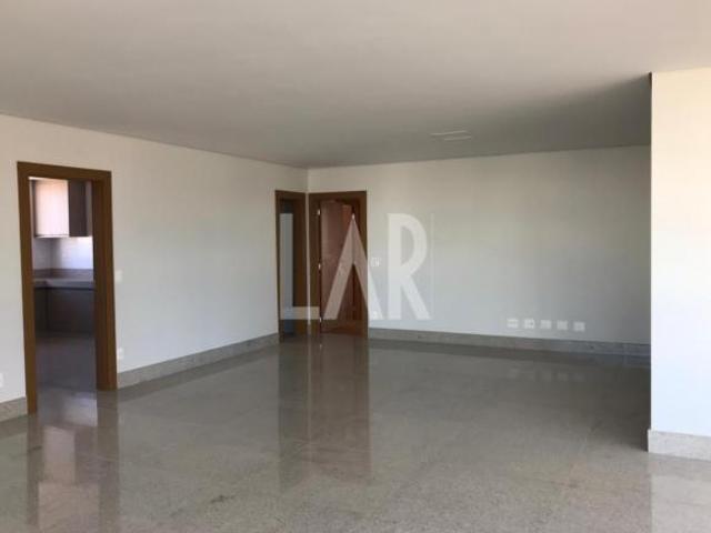 Apartamento à venda, 4 quartos, 2 suítes, 3 vagas, Santa Rita Bom Despacho/MG