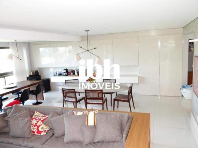 Apartamento à venda, 4 quartos, 2 suítes, 3 vagas, Vila da Serra Nova Lima/MG