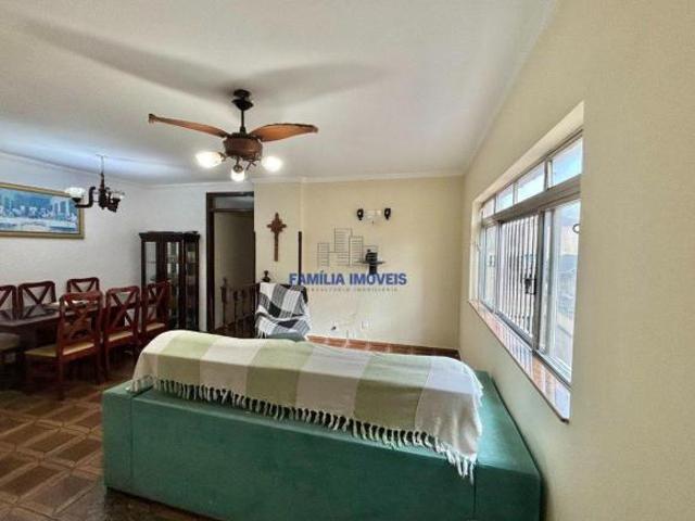 Apartamento à venda 4 quartos, uma suite José Menino Santos/SP
