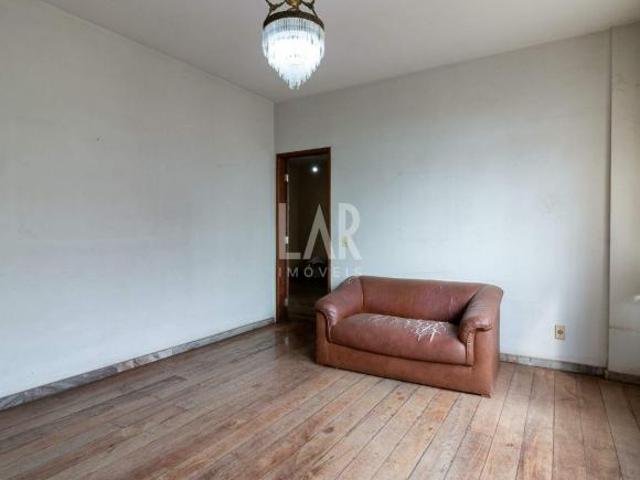 Apartamento à venda, 4 quartos, suíte, varanda e 170m² no Gutierrez – Belo Horizonte/MG