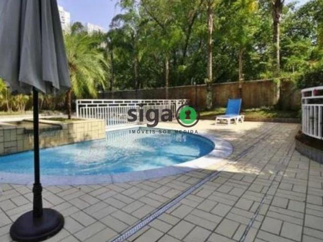 Apartamento a venda 65 m² 2 dormitórios, 2 vagas Vila Andrade SP MOBILIADO