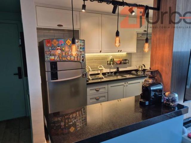 Apartamento à venda 65m², 2 dormitórios na Pompéia