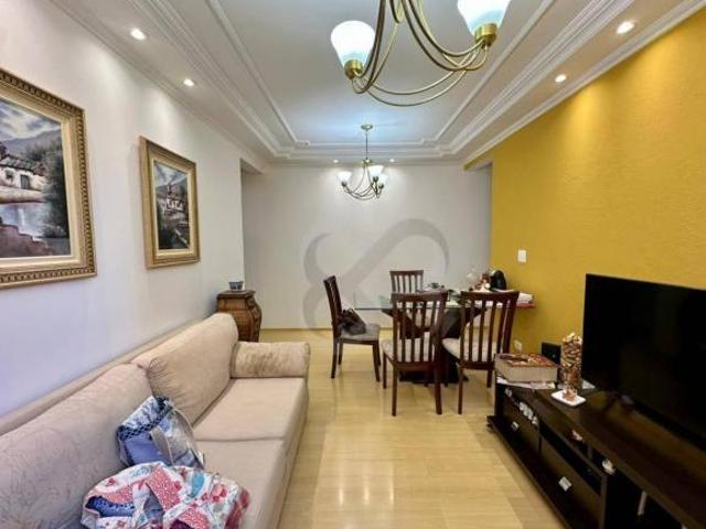 Apartamento com 2 dormitórios à venda, 66 m² por R$ 375.000,00 Centro Londrina/PR