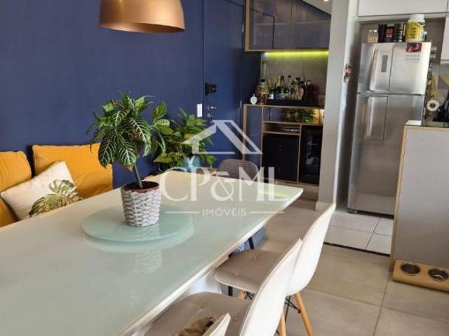 Apartamento à venda / 68 m² /Cond. Urbanity / 2 Dormitórios/ 1 Suíte / 1 Vaga / Vila Cruzeiro/ SP