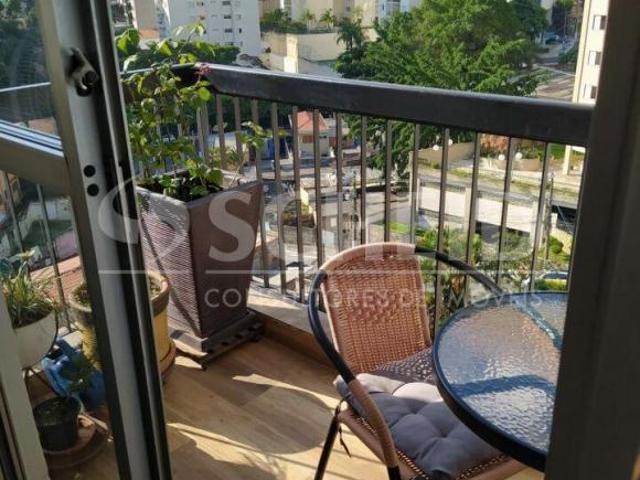 Apartamento à venda 60m², 2 quartos sendo 1 suíte com 1 vaga na Vila Santa Catarina