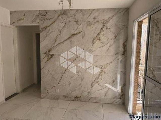 Apartamento à Venda: 70 m² com 2 quartos uma suíte e uma vaga na Freguesia do Ó