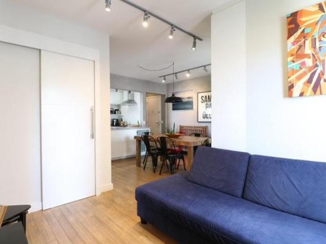 Apartamento à Venda 70m², 2 Quartos, 1 Suíte, 1 Vaga de Garagem por R$ 820.000
