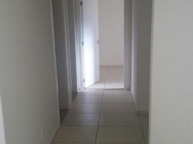 Apartamento a venda 70m² sendo 2 dormitórios 1 banheiro 1 vaga no Condomínio Edifício Parque Condomí