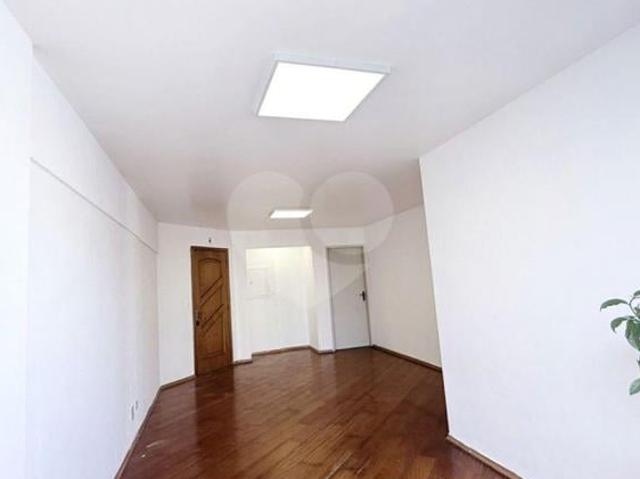Apartamento à Venda 72m²| 3 Dormitórios| 1 Vaga | Varanda| Santana